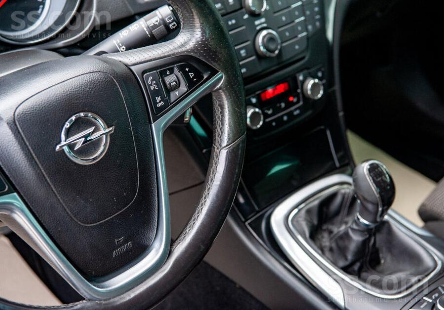 Melns Opel Insignia 2012 Cēsis, ar dzinēja tilpumu 2.00 L un nobraukumu 327 tūkst. km par 3450 €, foto 15 vietnē AUTOMOTO.COM.LV
