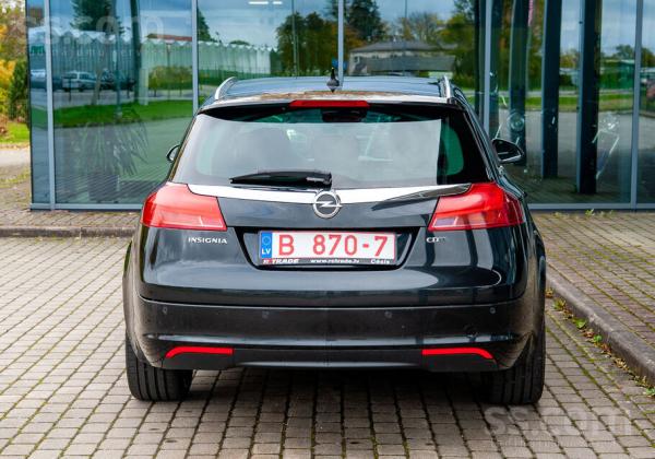 Melns Opel Insignia 2012 Cēsis, ar dzinēja tilpumu 2.00 L un nobraukumu 327 tūkst. km par 3450 €, foto 6 vietnē AUTOMOTO.COM.LV
