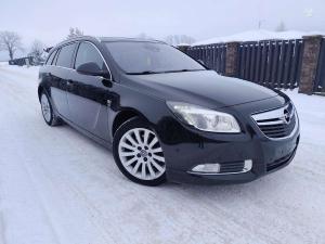 Black Opel Insignia 2013 in Kaunas, with an engine capacity of 2.00 L and mileage of 269 thousand km for 4499 €, photo  on AUTOMOTO.COM.LV