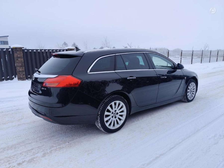 Melns Opel Insignia 2013 Kauņa, ar dzinēja tilpumu 2.00 L un nobraukumu 269 tūkst. km par 4499 €, foto 10 vietnē AUTOMOTO.COM.LV