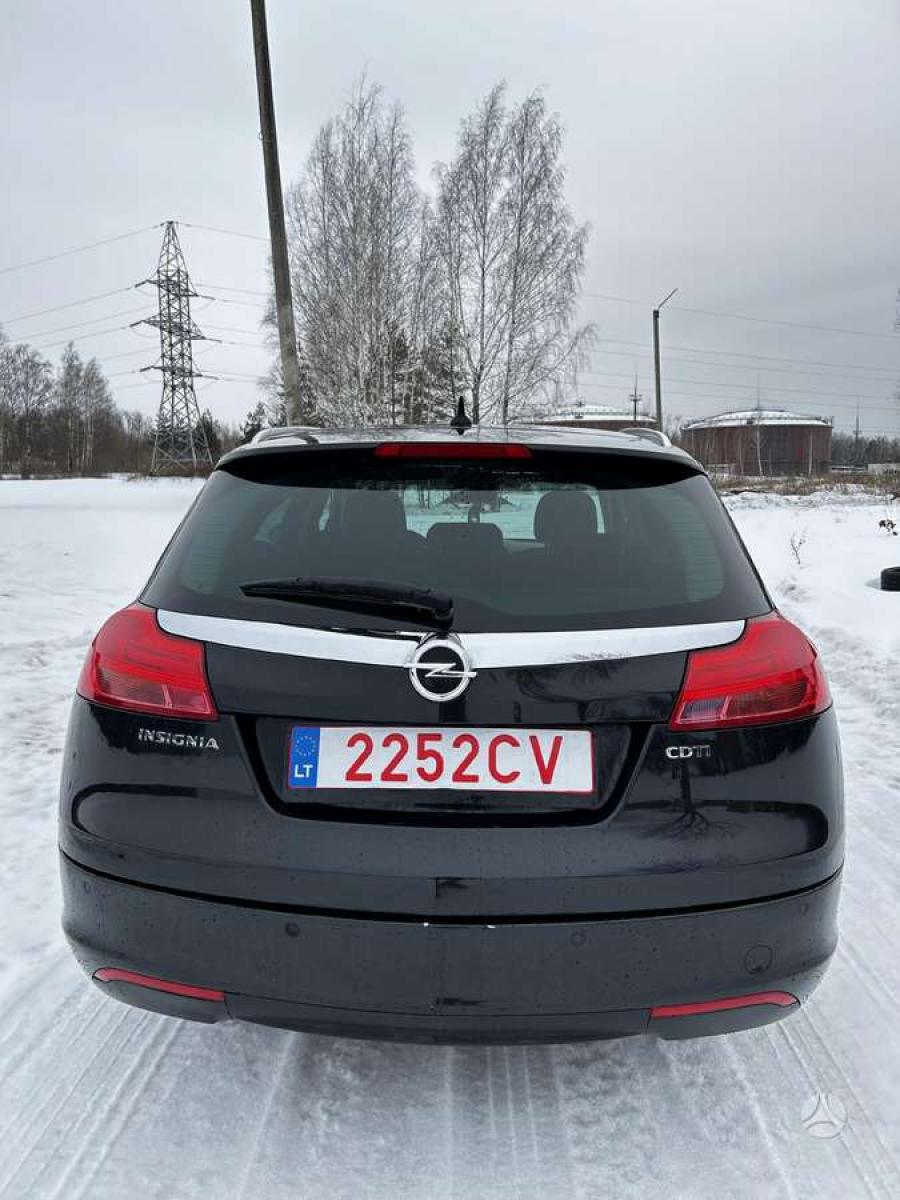 Melns Opel Insignia 2013 Kauņa, ar dzinēja tilpumu 1.96 L un nobraukumu 280 tūkst. km par 5000 €, foto 5 vietnē AUTOMOTO.COM.LV