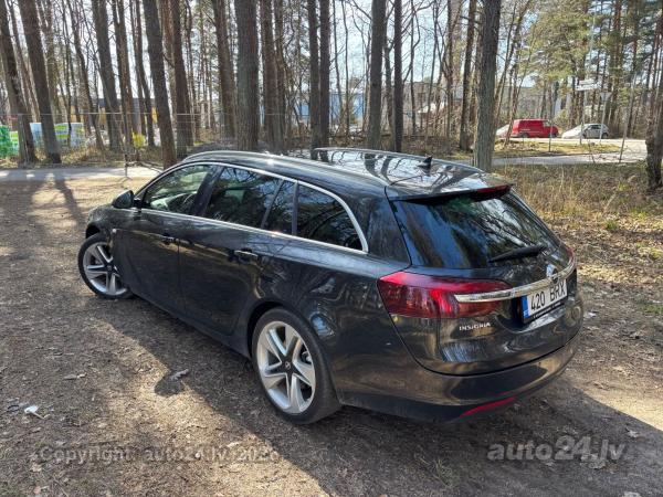 Melns Opel Insignia 2013 Tallina, ar dzinēja tilpumu 2.00 L un nobraukumu 229 tūkst. km par 5499 €, foto 3 vietnē AUTOMOTO.COM.LV