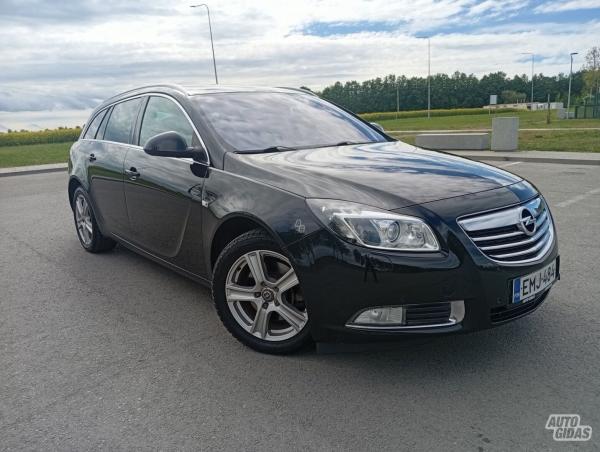Black Opel Insignia 2013 in Vilnius, with an engine capacity of 2.00 L and mileage of 354 thousand km for 3900 €, photo 3 on AUTOMOTO.COM.LV