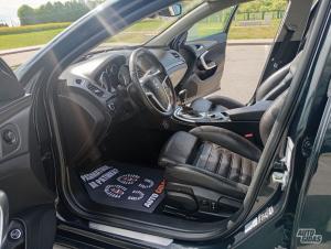 Melns Opel Insignia 2013 Viļņa, ar dzinēja tilpumu 2.00 L un nobraukumu 354 tūkst. km par 3900 €, foto 24 vietnē AUTOMOTO.COM.LV