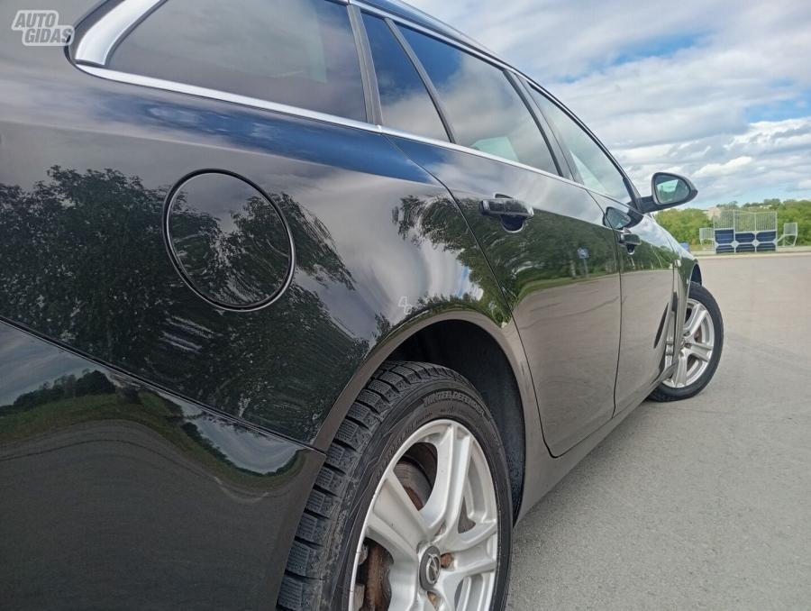 Black Opel Insignia 2013 in Vilnius, with an engine capacity of 2.00 L and mileage of 354 thousand km for 3900 €, photo 11 on AUTOMOTO.COM.LV