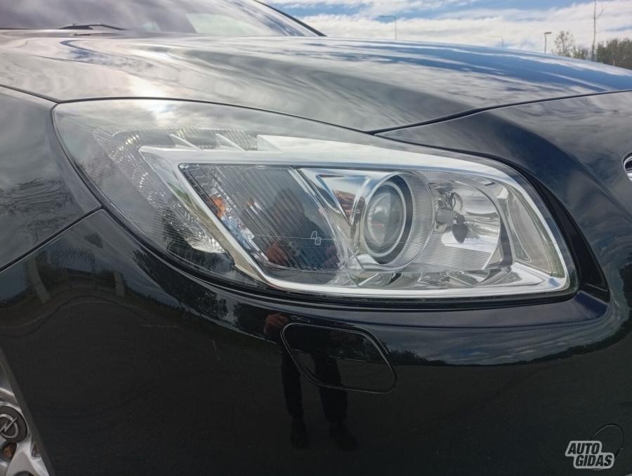 Black Opel Insignia 2013 in Vilnius, with an engine capacity of 2.00 L and mileage of 354 thousand km for 3900 €, photo 14 on AUTOMOTO.COM.LV