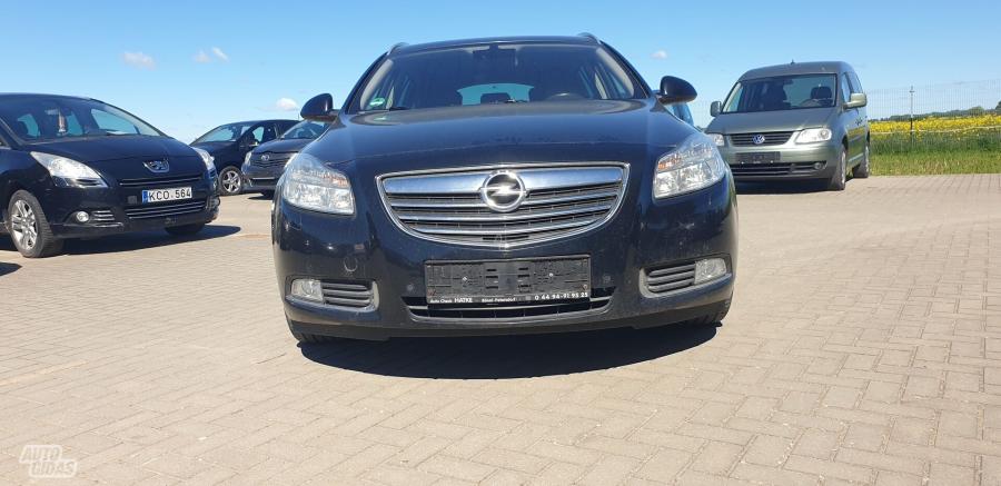 Black Opel Insignia 2013 in Kedainiai, with an engine capacity of 2.00 L and mileage of 278 thousand km for 3350 €, photo 1 on AUTOMOTO.COM.LV