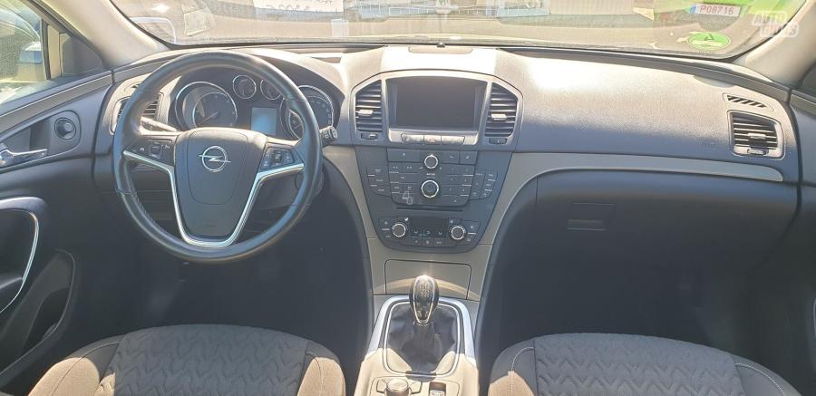 Black Opel Insignia 2013 in Kedainiai, with an engine capacity of 2.00 L and mileage of 278 thousand km for 3350 €, photo 13 on AUTOMOTO.COM.LV