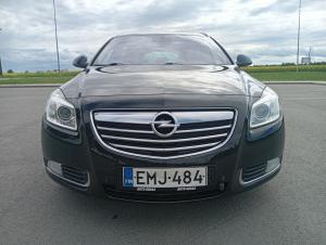 Black Opel Insignia 2013 in Vilnius, with an engine capacity of 2.00 L and mileage of 354 thousand km for 3900 €, photo 3 on AUTOMOTO.COM.LV