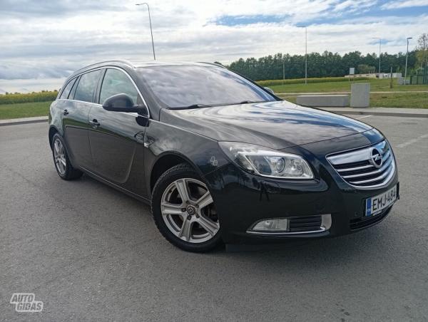 Black Opel Insignia 2013 in Vilnius, with an engine capacity of 2.00 L and mileage of 354 thousand km for 3900 €, photo 3 on AUTOMOTO.COM.LV