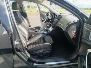 Black Opel Insignia 2013 in Vilnius, with an engine capacity of 2.00 L and mileage of 354 thousand km for 3900 €, photo 18 on AUTOMOTO.COM.LV