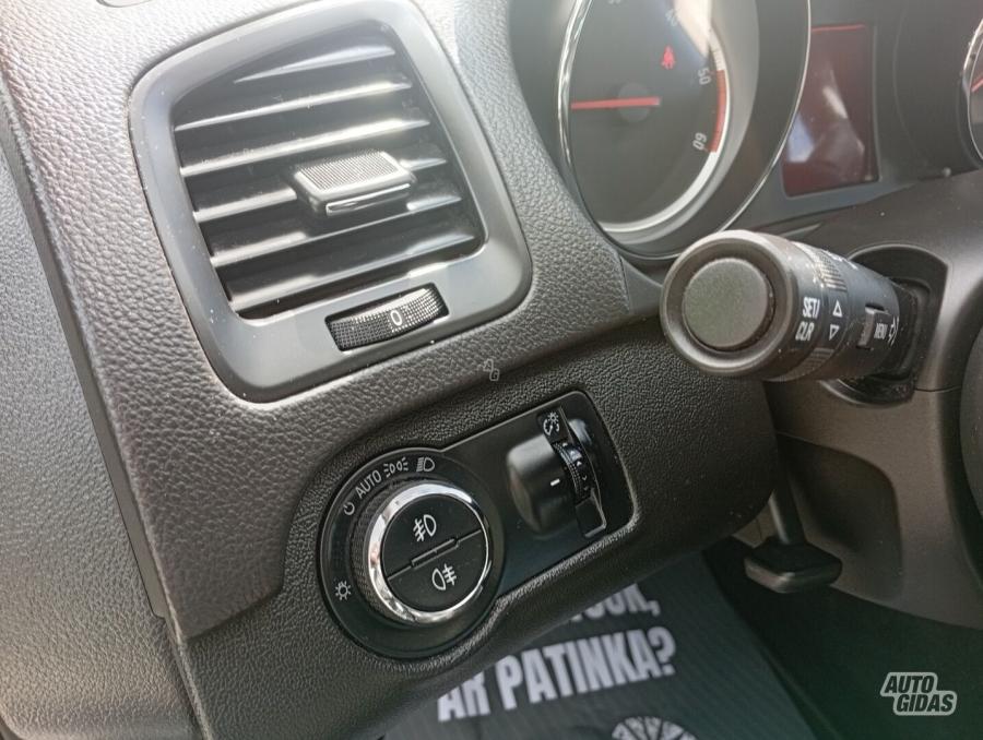 Black Opel Insignia 2013 in Vilnius, with an engine capacity of 2.00 L and mileage of 354 thousand km for 3900 €, photo 20 on AUTOMOTO.COM.LV