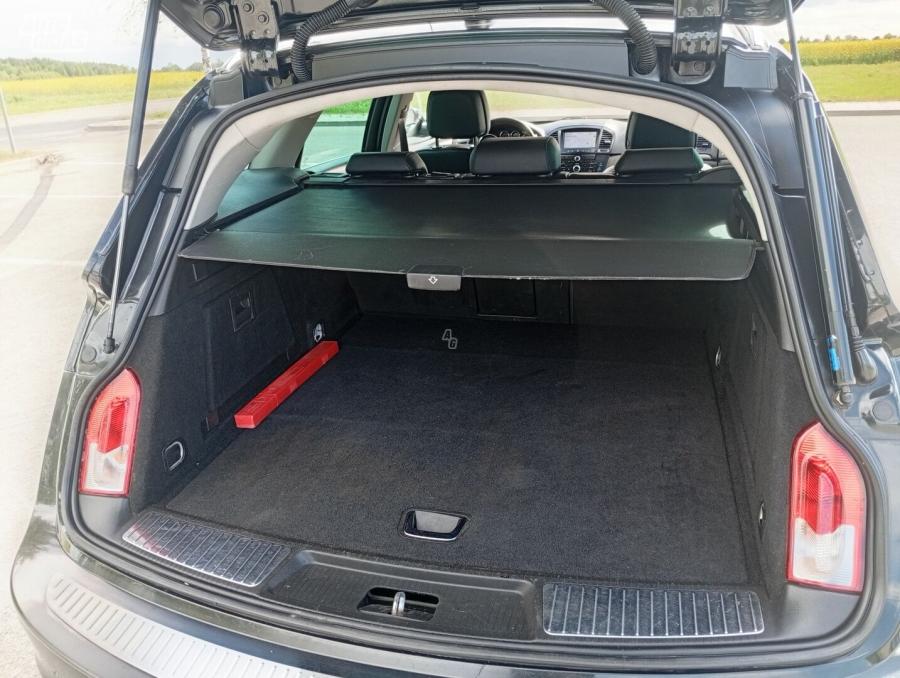 Black Opel Insignia 2013 in Vilnius, with an engine capacity of 2.00 L and mileage of 354 thousand km for 3900 €, photo 27 on AUTOMOTO.COM.LV