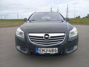 Black Opel Insignia 2013 in Vilnius, with an engine capacity of 2.00 L and mileage of 354 thousand km for 3900 €, photo 3 on AUTOMOTO.COM.LV
