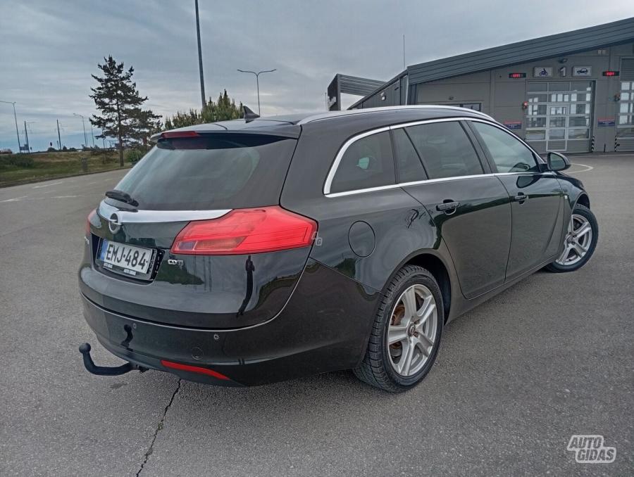Black Opel Insignia 2013 in Vilnius, with an engine capacity of 2.00 L and mileage of 354 thousand km for 3900 €, photo 6 on AUTOMOTO.COM.LV