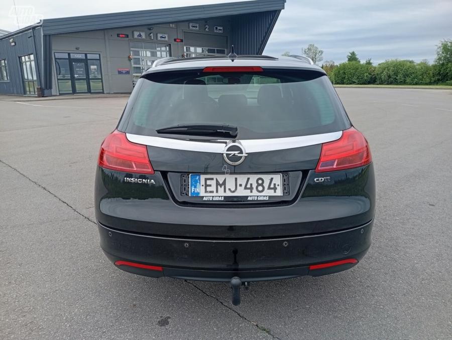Black Opel Insignia 2013 in Vilnius, with an engine capacity of 2.00 L and mileage of 354 thousand km for 3900 €, photo 7 on AUTOMOTO.COM.LV
