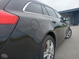 Black Opel Insignia 2013 in Vilnius, with an engine capacity of 2.00 L and mileage of 354 thousand km for 3900 €, photo 9 on AUTOMOTO.COM.LV