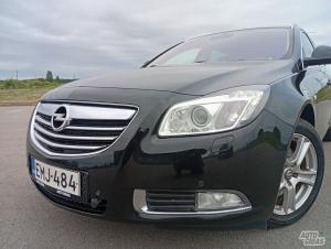 Black Opel Insignia 2013 in Vilnius, with an engine capacity of 2.00 L and mileage of 354 thousand km for 3900 €, photo 10 on AUTOMOTO.COM.LV