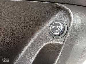 Black Opel Insignia 2013 in Vilnius, with an engine capacity of 2.00 L and mileage of 354 thousand km for 3900 €, photo 29 on AUTOMOTO.COM.LV