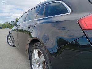 Black Opel Insignia 2013 in Vilnius, with an engine capacity of 2.00 L and mileage of 354 thousand km for 3900 €, photo 11 on AUTOMOTO.COM.LV