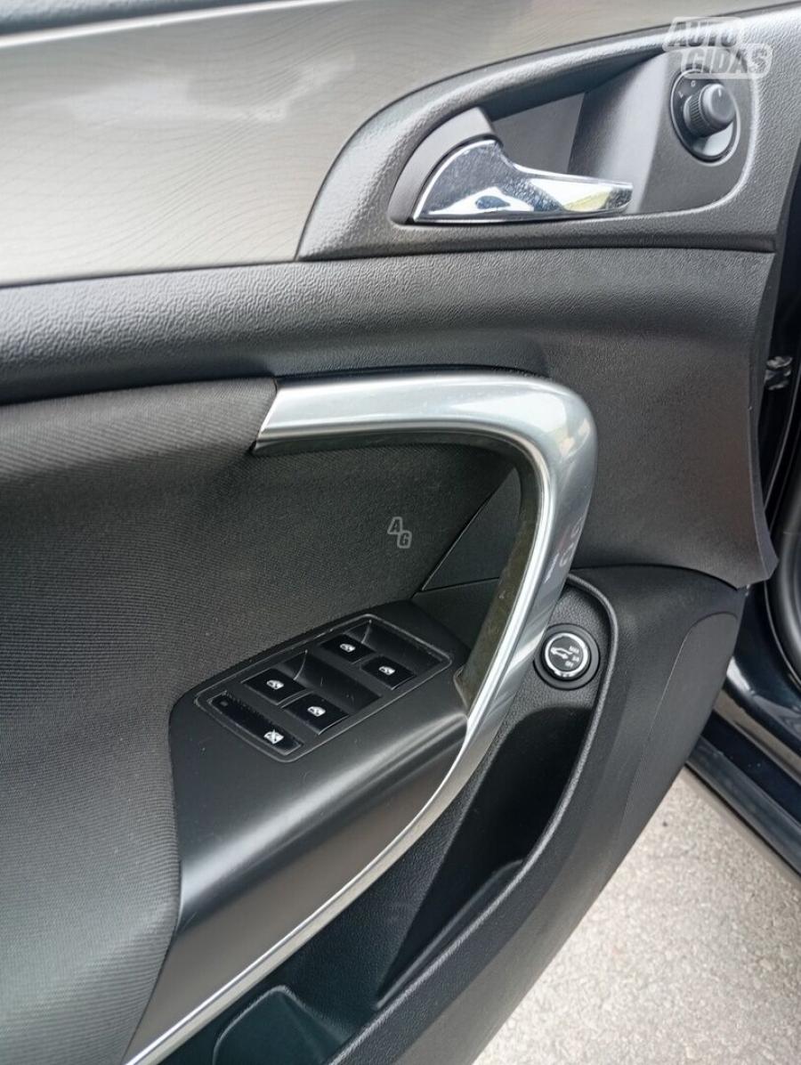 Melns Opel Insignia 2013 Viļņa, ar dzinēja tilpumu 2.00 L un nobraukumu 354 tūkst. km par 3900 €, foto 31 vietnē AUTOMOTO.COM.LV