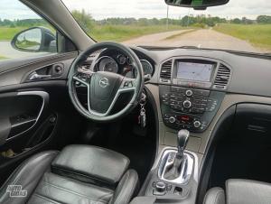 Black Opel Insignia 2013 in Vilnius, with an engine capacity of 2.00 L and mileage of 354 thousand km for 4200 €, photo 24 on AUTOMOTO.COM.LV