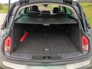 Black Opel Insignia 2013 in Vilnius, with an engine capacity of 2.00 L and mileage of 354 thousand km for 4200 €, photo 33 on AUTOMOTO.COM.LV