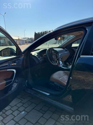 Melns Opel Insignia 2013 Rīga, ar dzinēja tilpumu 2.00 L un nobraukumu 274 tūkst. km par 4500 €, foto 6 vietnē AUTOMOTO.COM.LV