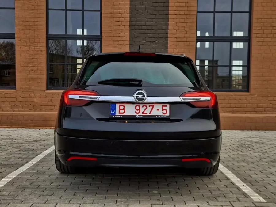 Black Opel Insignia 2013 in Riga, with an engine capacity of 2.00 L and mileage of 203 thousand km for 6390 €, photo 20 on AUTOMOTO.COM.LV