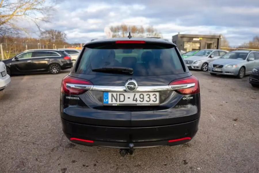 Melns Opel Insignia 2013 Liepāja, ar dzinēja tilpumu 2.00 L un nobraukumu 328 tūkst. km par 7600 €, foto 3 vietnē AUTOMOTO.COM.LV