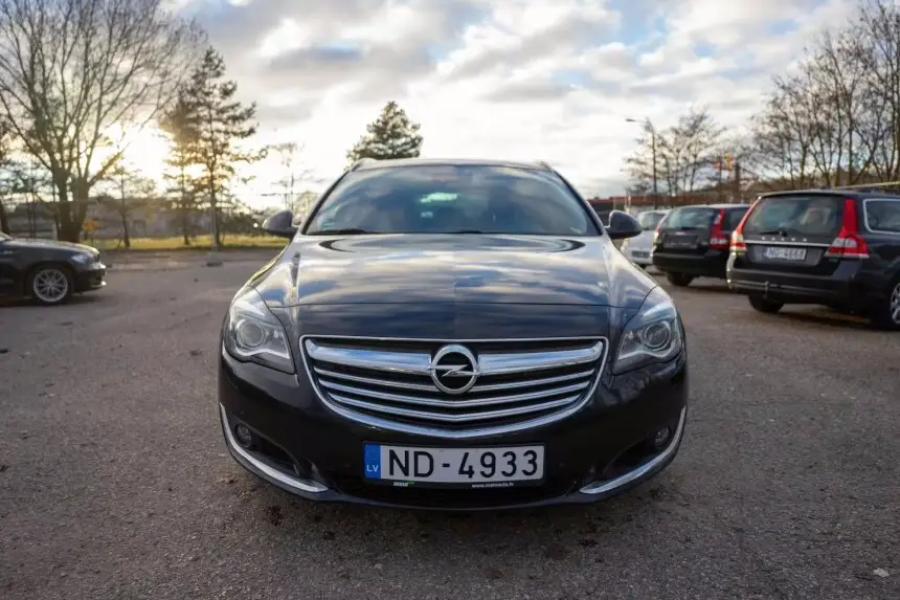 Melns Opel Insignia 2013 Liepāja, ar dzinēja tilpumu 2.00 L un nobraukumu 328 tūkst. km par 7600 €, foto 6 vietnē AUTOMOTO.COM.LV