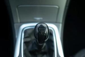 Melns Opel Insignia 2013 Liepāja, ar dzinēja tilpumu 2.00 L un nobraukumu 328 tūkst. km par 7600 €, foto 16 vietnē AUTOMOTO.COM.LV