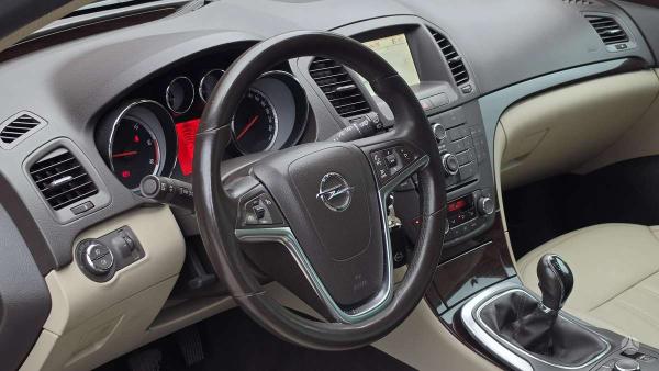 Melns Opel Insignia 2013 Raseiniai, ar dzinēja tilpumu 1.96 L un nobraukumu 297 tūkst. km par 3299 €, foto 8 vietnē AUTOMOTO.COM.LV