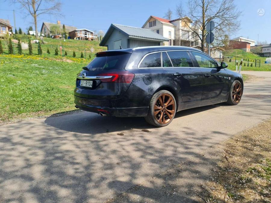 Melns Opel Insignia 2013 Bauska, ar dzinēja tilpumu 1.96 L un nobraukumu 266 tūkst. km par 6500 €, foto 3 vietnē AUTOMOTO.COM.LV