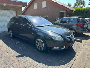 Melns Opel Insignia 2013 Viļņa, ar dzinēja tilpumu 1.96 L un nobraukumu 299 tūkst. km par 2350 €, foto  vietnē AUTOMOTO.COM.LV