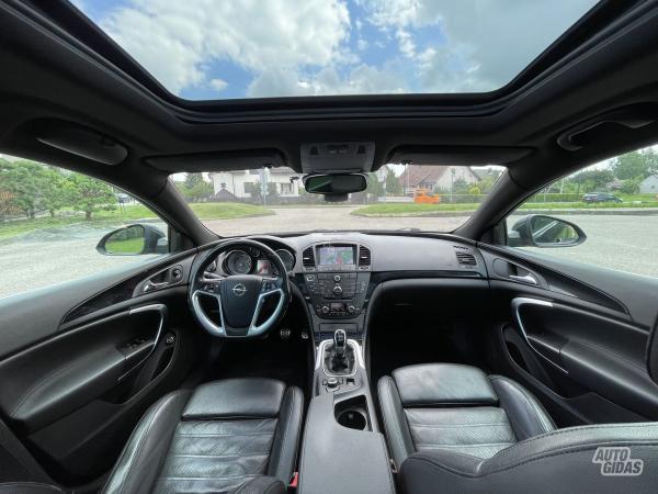 Black Opel Insignia 2013 in Alytus, with an engine capacity of 2.00 L and mileage of 250 thousand km for 5500 €, photo 9 on AUTOMOTO.COM.LV