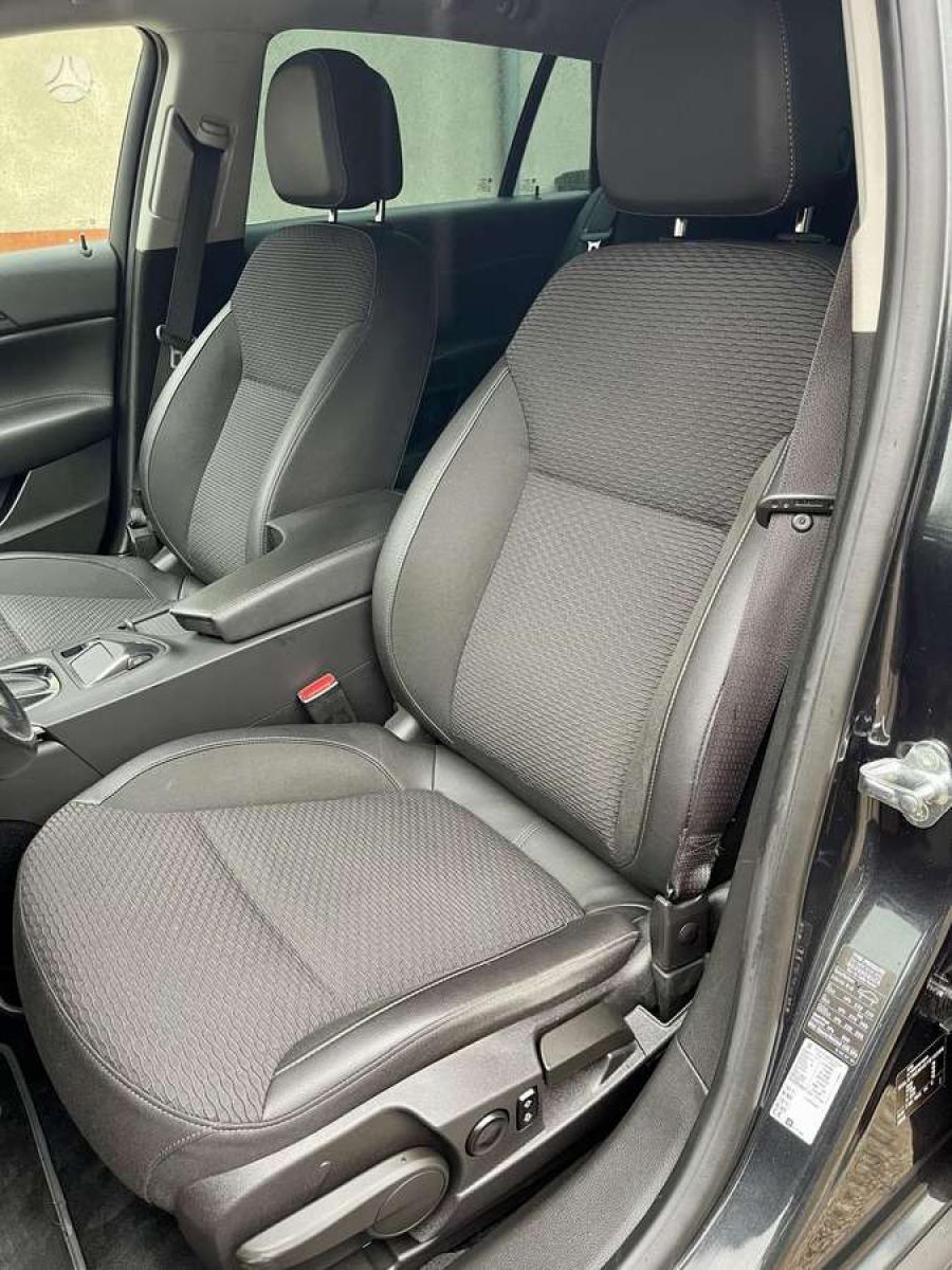 Melns Opel Insignia 2013 Telšiai, ar dzinēja tilpumu 1.96 L un nobraukumu 191 tūkst. km par 5999 €, foto 9 vietnē AUTOMOTO.COM.LV