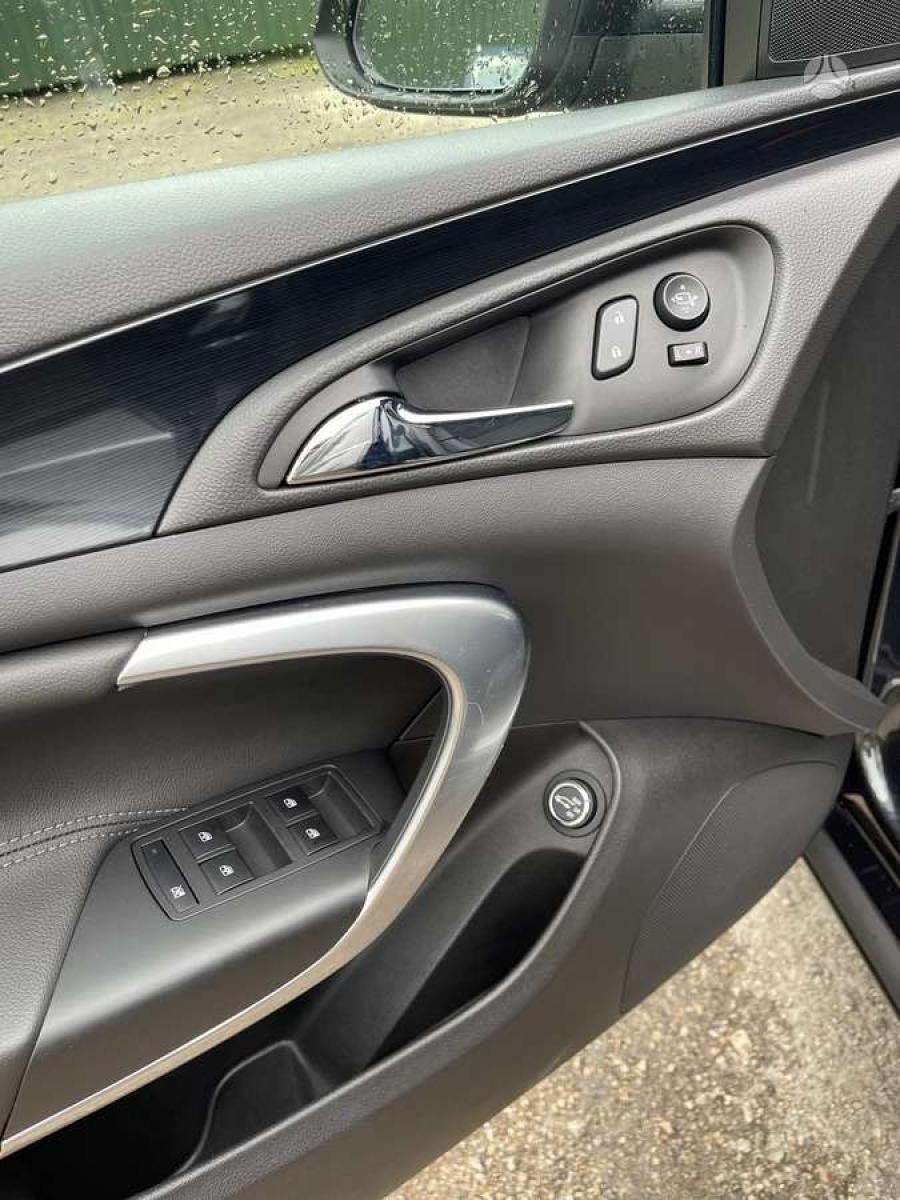 Melns Opel Insignia 2013 Telšiai, ar dzinēja tilpumu 1.96 L un nobraukumu 191 tūkst. km par 5999 €, foto 10 vietnē AUTOMOTO.COM.LV