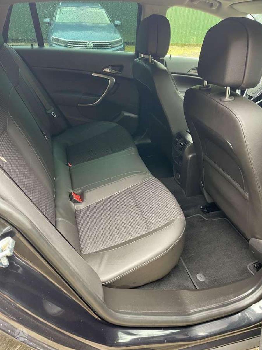 Melns Opel Insignia 2013 Telšiai, ar dzinēja tilpumu 1.96 L un nobraukumu 191 tūkst. km par 5999 €, foto 16 vietnē AUTOMOTO.COM.LV