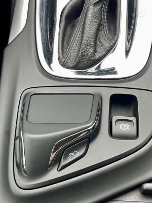 Melns Opel Insignia 2013 Telšiai, ar dzinēja tilpumu 1.96 L un nobraukumu 191 tūkst. km par 5999 €, foto 24 vietnē AUTOMOTO.COM.LV