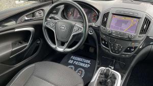 Black Opel Insignia 2013 in Marijampole, with an engine capacity of 1.96 L and mileage of 255 thousand km for 5290 €, photo 4 on AUTOMOTO.COM.LV