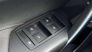 Black Opel Insignia 2013 in Marijampole, with an engine capacity of 1.96 L and mileage of 255 thousand km for 5290 €, photo 33 on AUTOMOTO.COM.LV