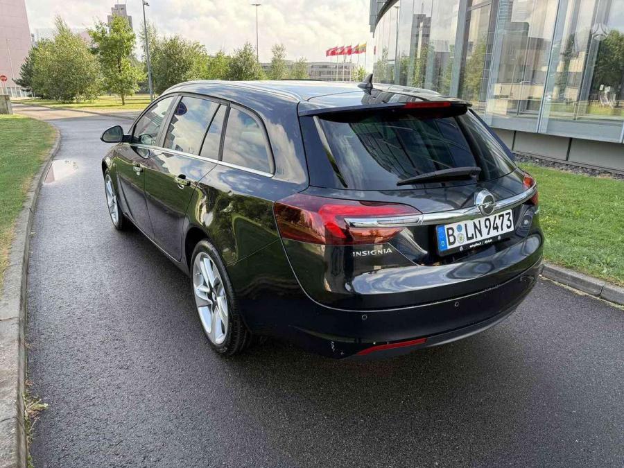 Melns Opel Insignia 2013 Viļņa, ar dzinēja tilpumu 1.96 L un nobraukumu 286 tūkst. km par 3950 €, foto 4 vietnē AUTOMOTO.COM.LV