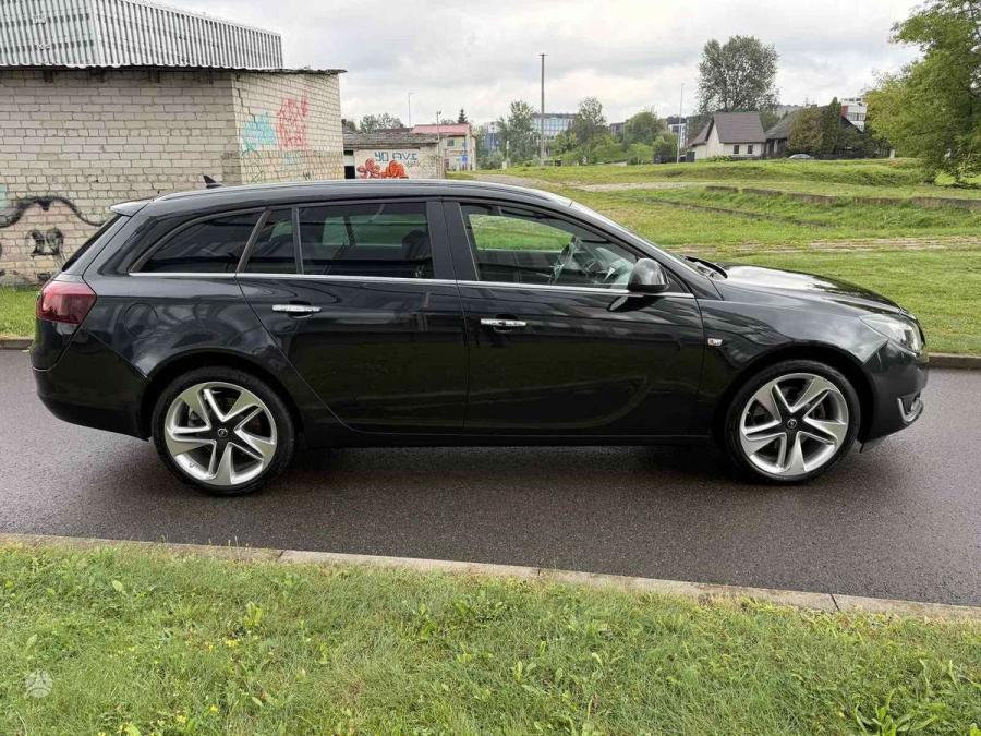 Melns Opel Insignia 2013 Viļņa, ar dzinēja tilpumu 1.96 L un nobraukumu 286 tūkst. km par 3750 €, foto 7 vietnē AUTOMOTO.COM.LV