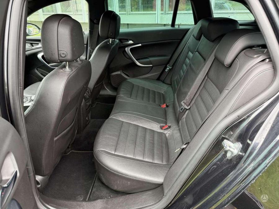 Melns Opel Insignia 2013 Viļņa, ar dzinēja tilpumu 1.96 L un nobraukumu 286 tūkst. km par 3750 €, foto 21 vietnē AUTOMOTO.COM.LV