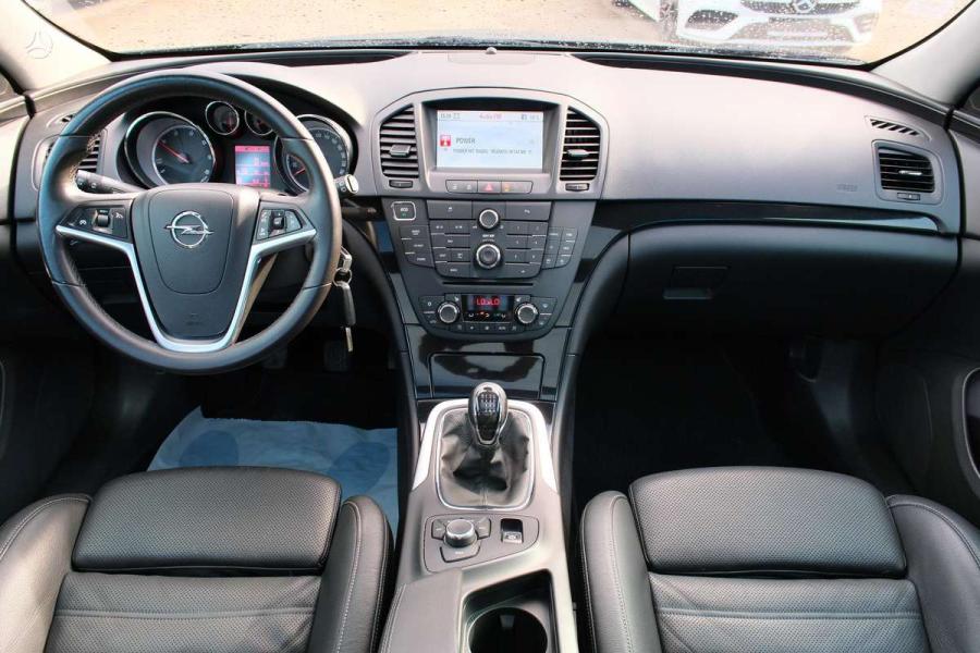 Black Opel Insignia 2013 in Kaunas, with an engine capacity of 2.00 L and mileage of 253 thousand km for 4500 €, photo 18 on AUTOMOTO.COM.LV