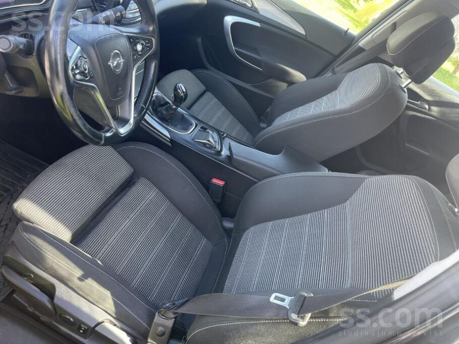 Melns Opel Insignia 2013 Tukums, ar dzinēja tilpumu 2.00 L un nobraukumu 0 tūkst. km par 3799 €, foto 11 vietnē AUTOMOTO.COM.LV