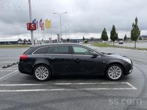 Melns Opel Insignia 2013 Rīga, ar dzinēja tilpumu 2.00 L un nobraukumu 373 tūkst. km par 1600 €, foto 3 vietnē AUTOMOTO.COM.LV