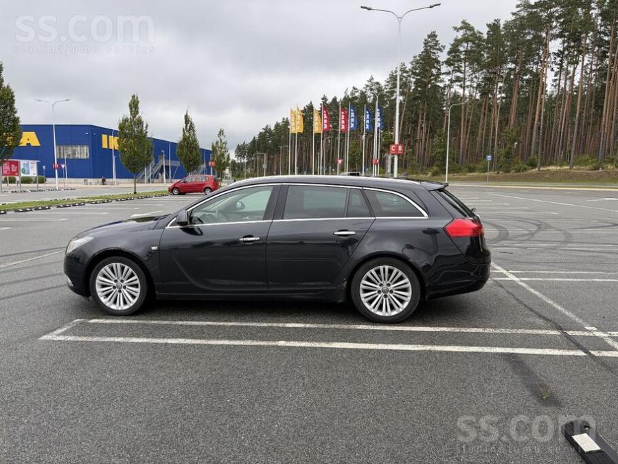 Melns Opel Insignia 2013 Rīga, ar dzinēja tilpumu 2.00 L un nobraukumu 373 tūkst. km par 1600 €, foto 4 vietnē AUTOMOTO.COM.LV