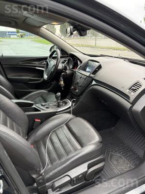 Melns Opel Insignia 2013 Rīga, ar dzinēja tilpumu 2.00 L un nobraukumu 373 tūkst. km par 1600 €, foto 8 vietnē AUTOMOTO.COM.LV